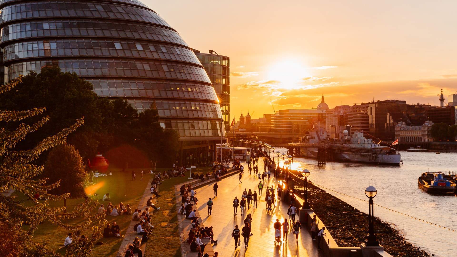 Billiga flygpriser – Hittade av momondo