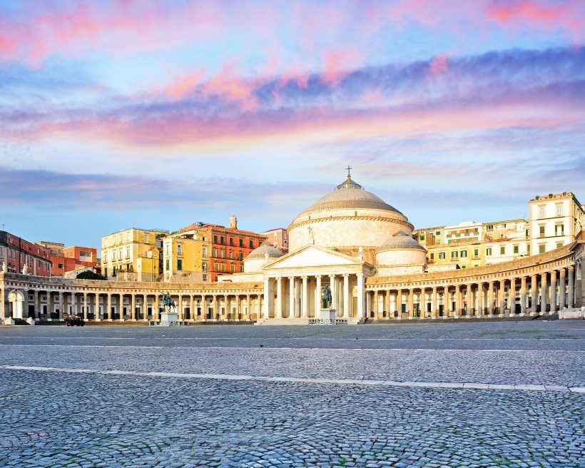 Hitta de bästa och roligaste sakerna att göra i Neapel | momondo