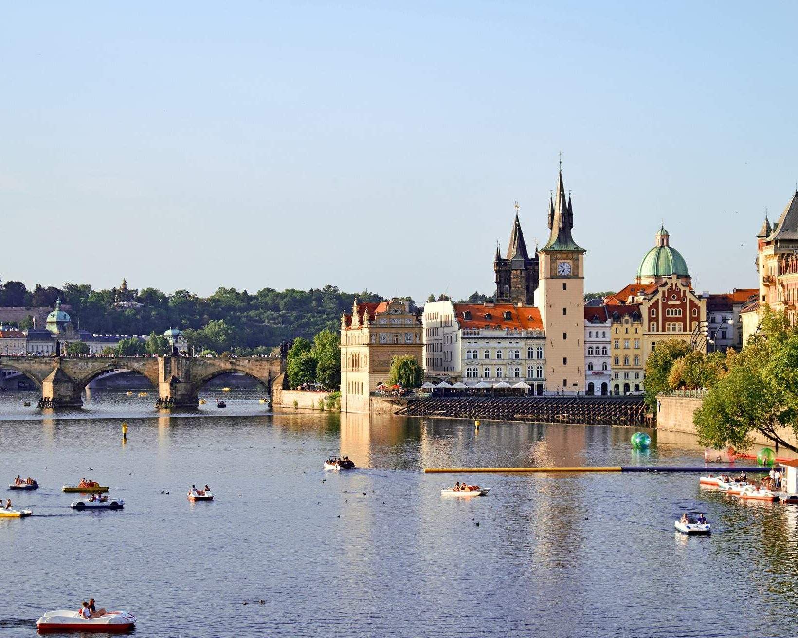 Upplev en weekend i Prag | momondo